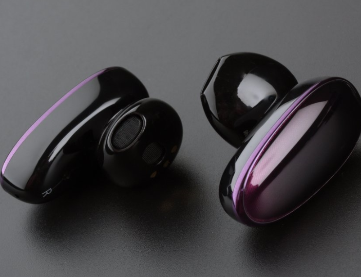 What are the types of headphones? Introduce different types of earbuds